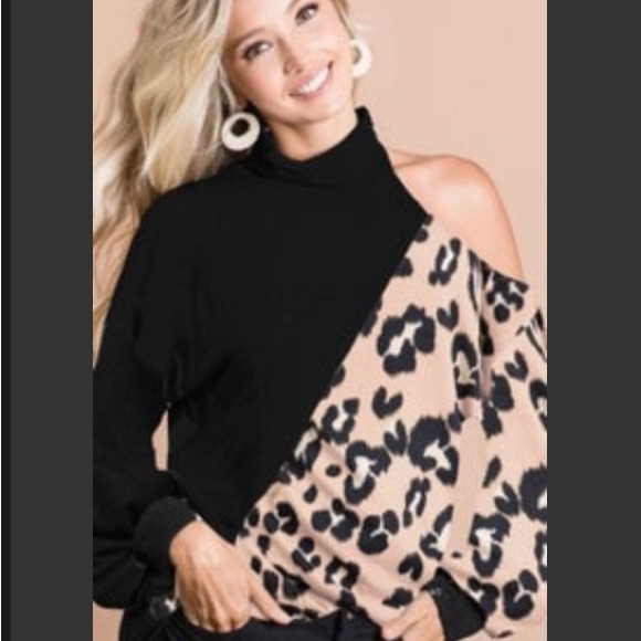BiBi | Sweaters | Black And Leopard Print Ladies Sweater | Poshmark